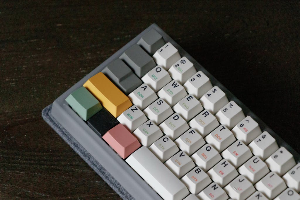 21KB ASCII Classic Retro Beige Keycap Set - 21KB
