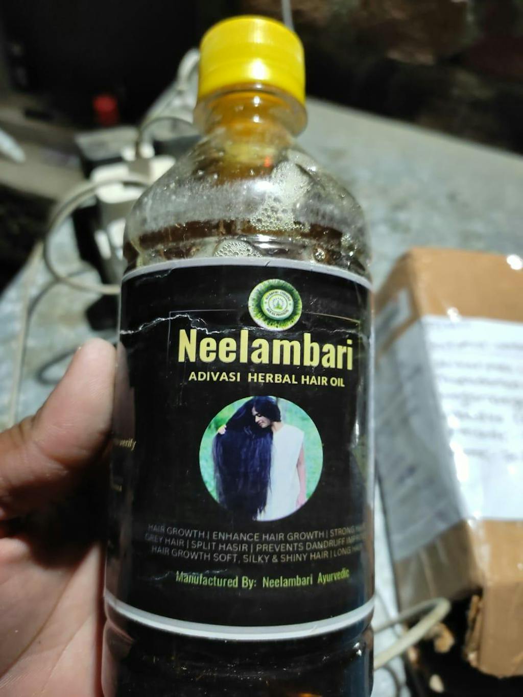 Neelambari Herbal Ayurvedic Hair Oil – 𝔸𝕕𝕚𝕧𝕒𝕤𝕚 ℕ𝕖𝕖𝕝𝕒𝕞𝕓𝕒𝕣𝕚