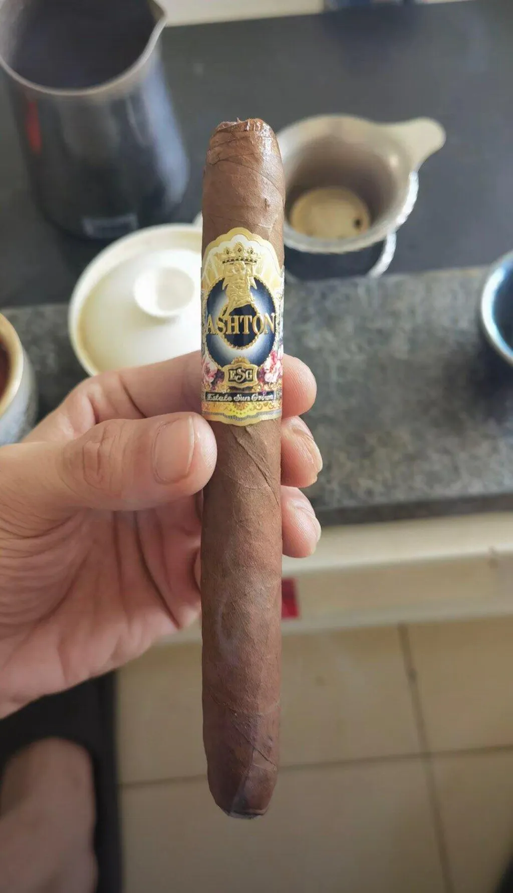 Ashton Estate Sun Grown 24 年 Perfecto – 70Cigars