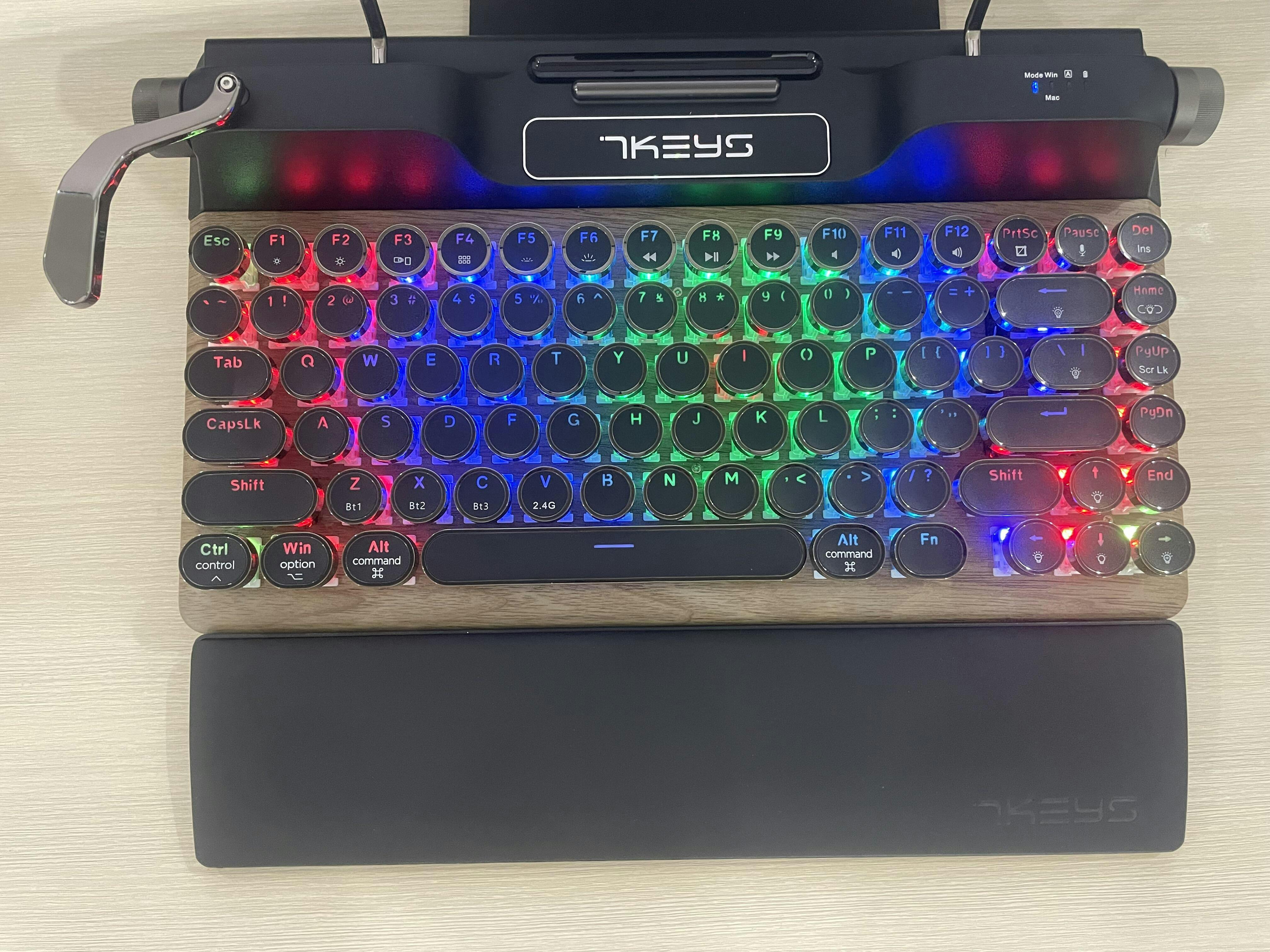 TW1868 Retro Typewriter Keyboard