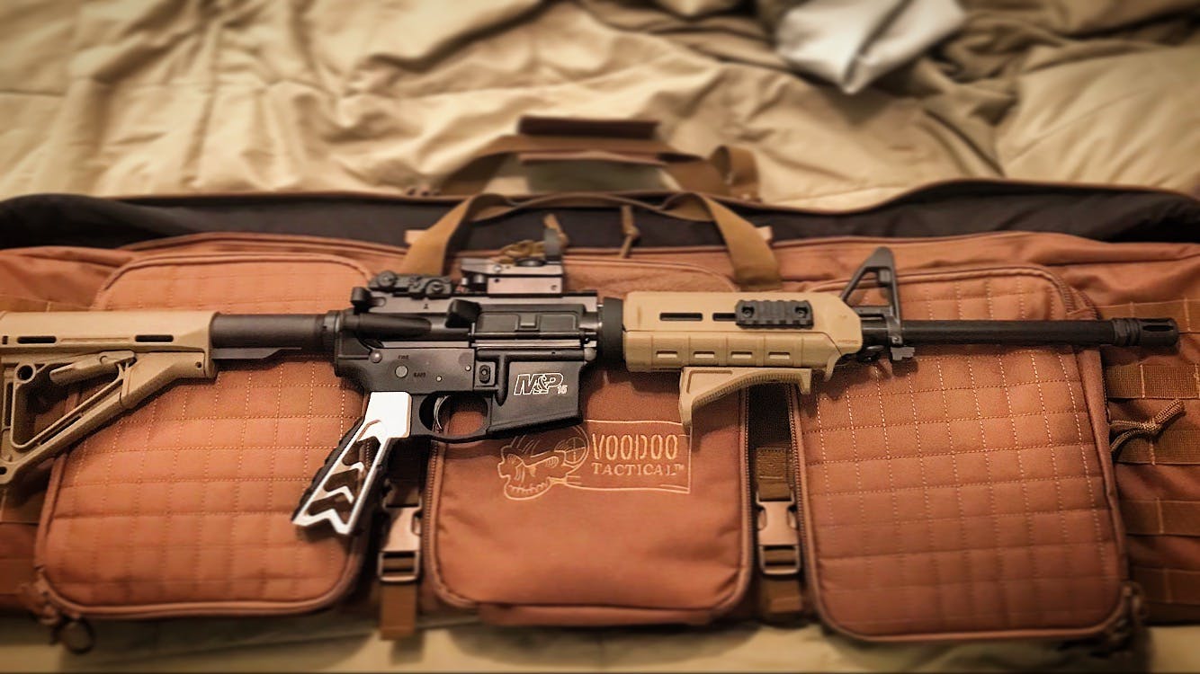 Magpul PREMIUM AR-15 Furniture Kit - CTR Stock, MOE+ Grip & M-LOK Carb