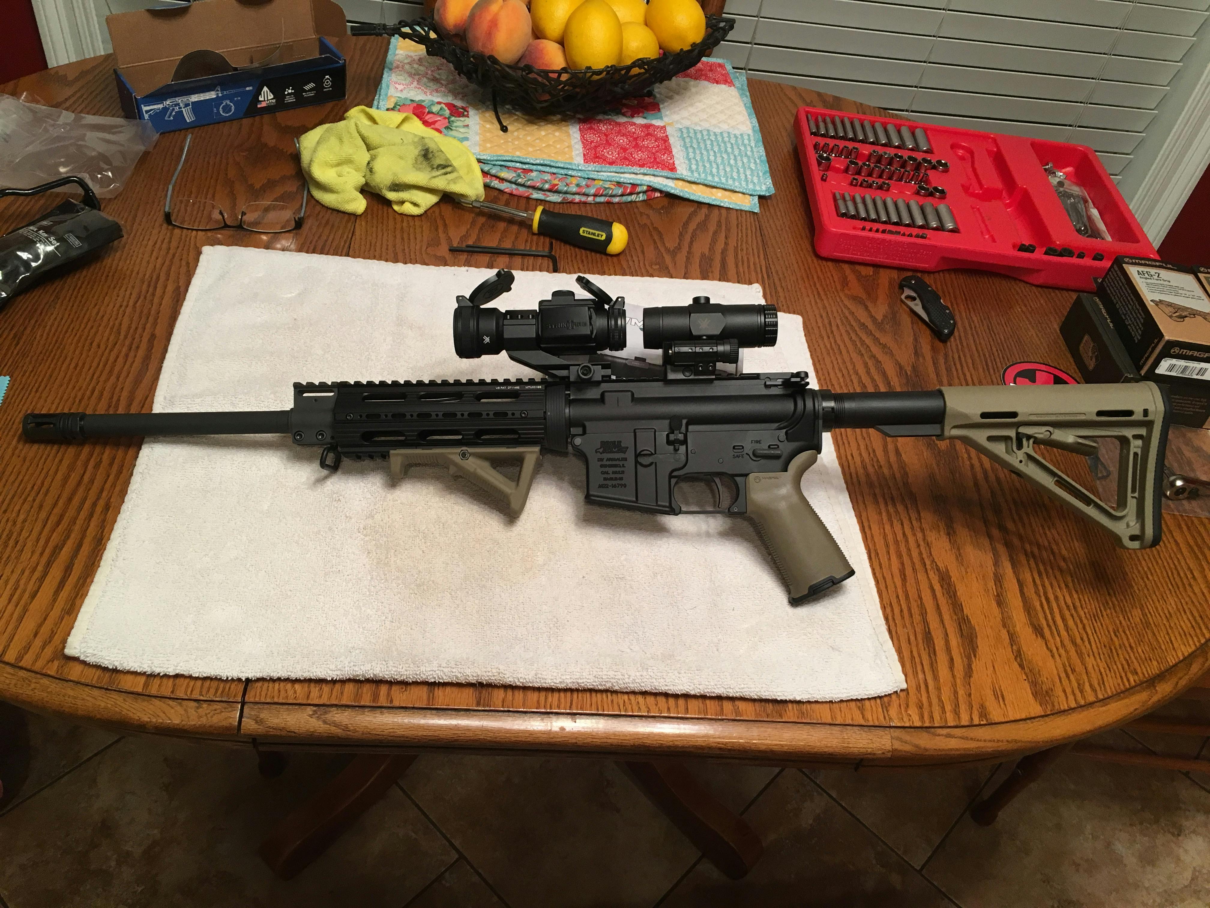 UTG Pro 7" AR-15 Drop-in Handguard - Carbine Length Super Slim | AT3 ...