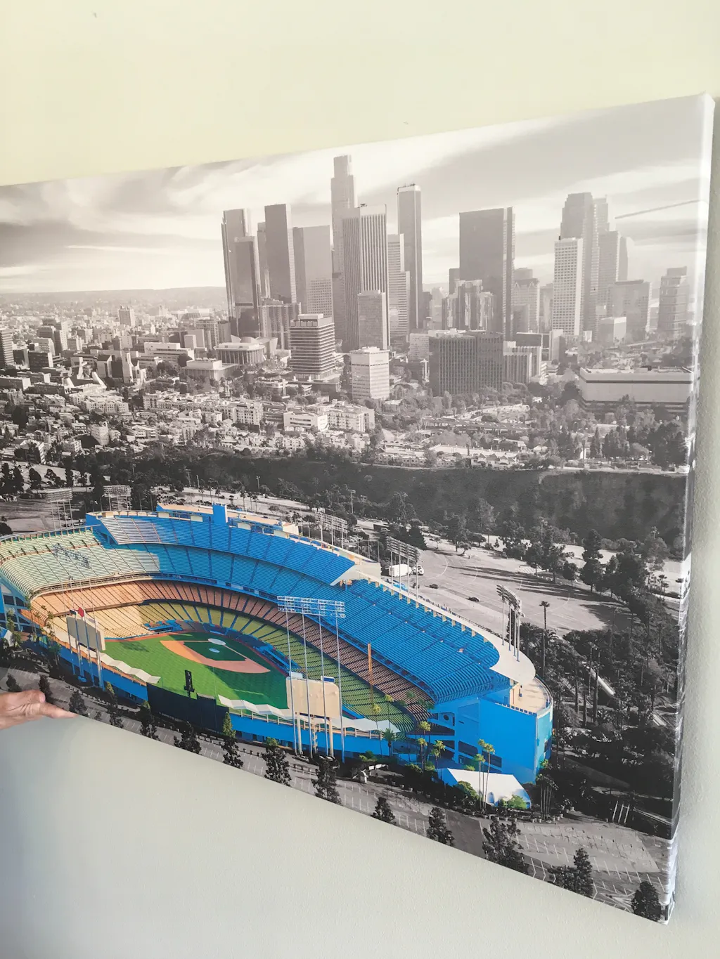 Chicago Skyline Light Blue Canvas - Zapwalls