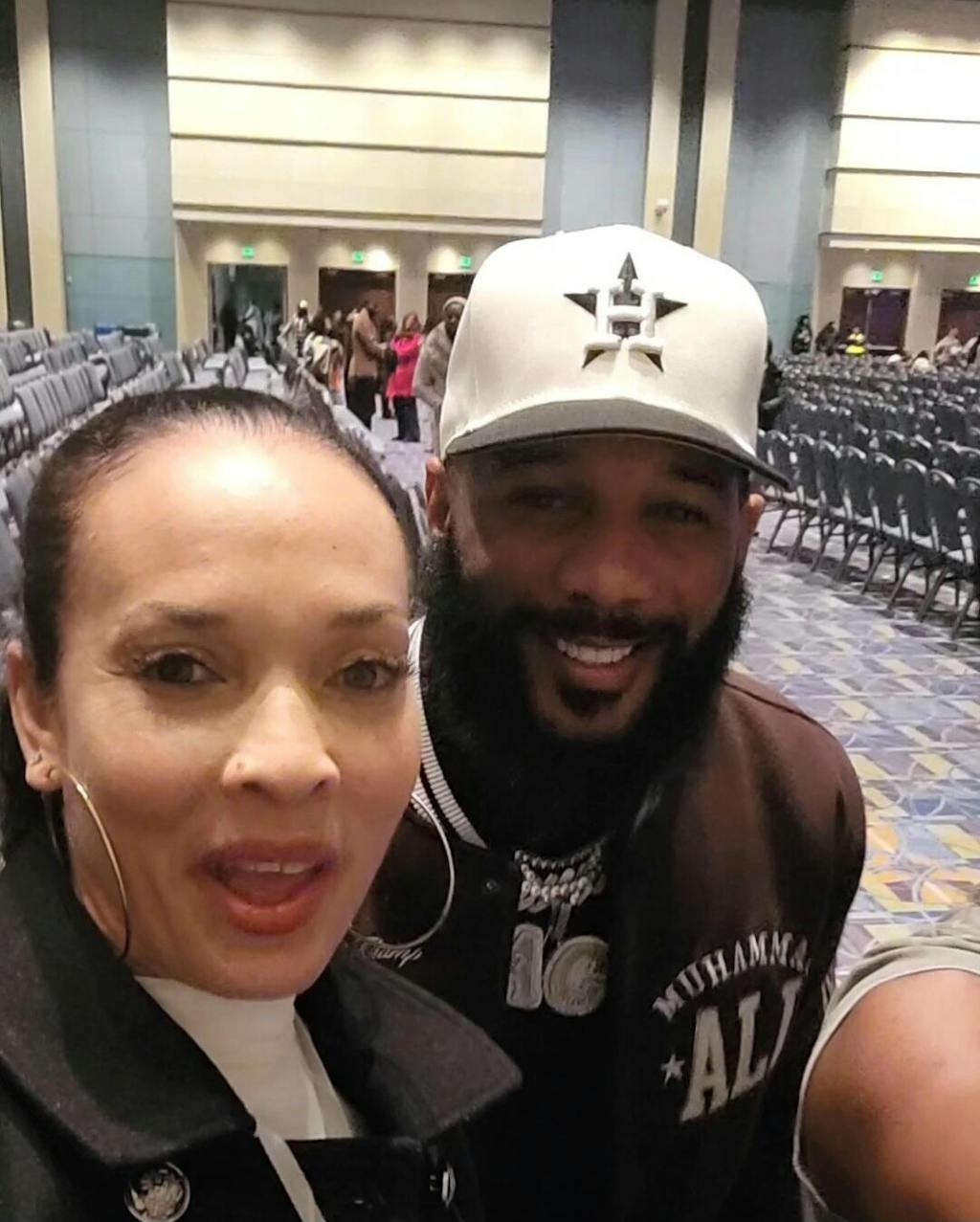 Tonight's Conversation LIVE & Uncut '26 – Ace Metaphor