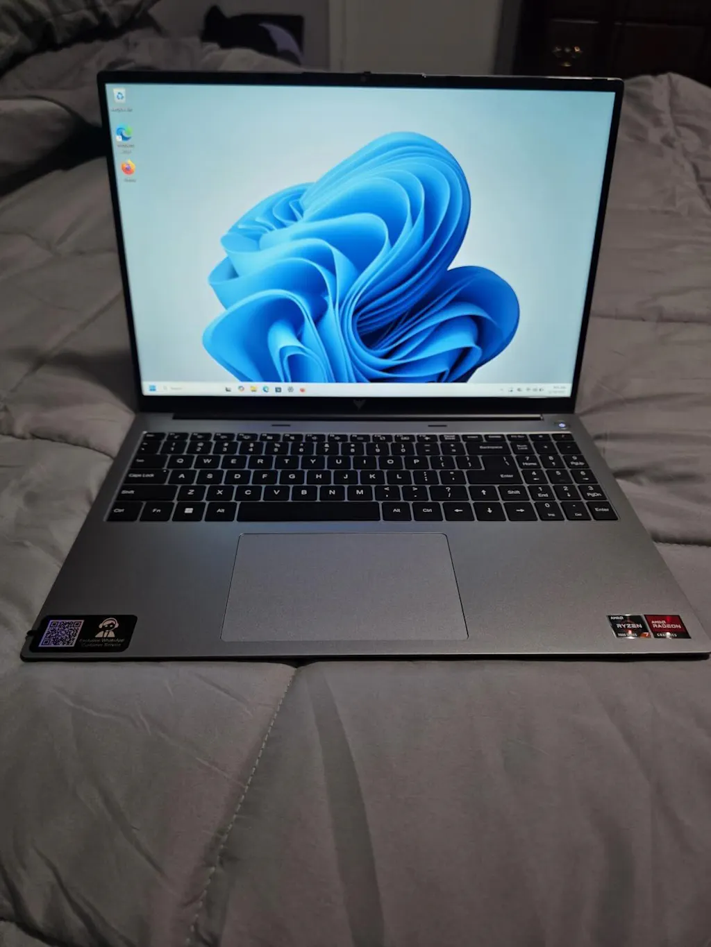 ACEMAGIC ‎RX16 AMD Ryzen 7 7735HS Laptop