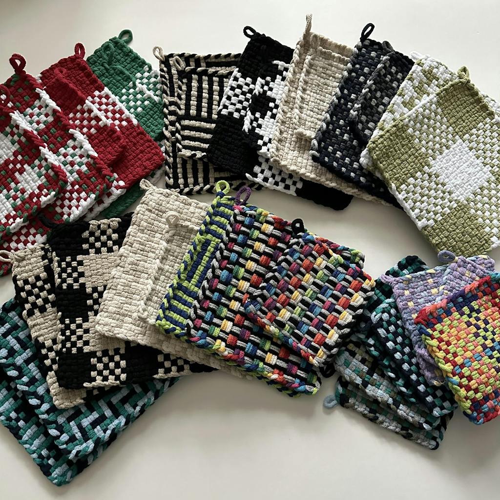 Acorns & Twigs | Mini Pack by Friendly Loom™ (Traditional Size)