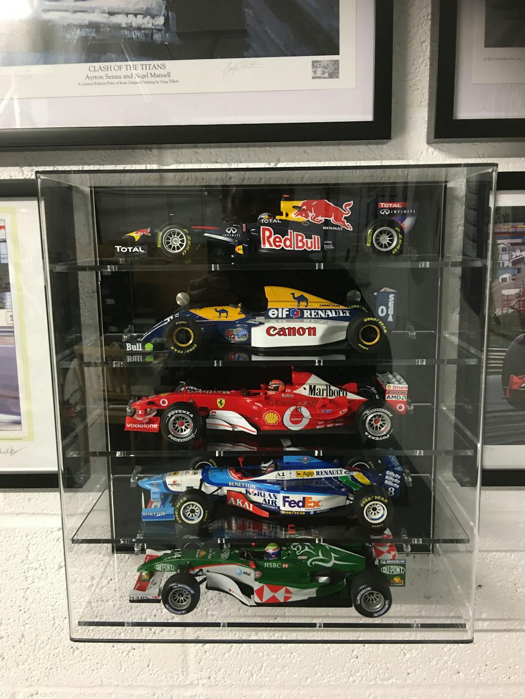 1:18 Scale F1 Model Car Wall Display Case for 5 F1 models