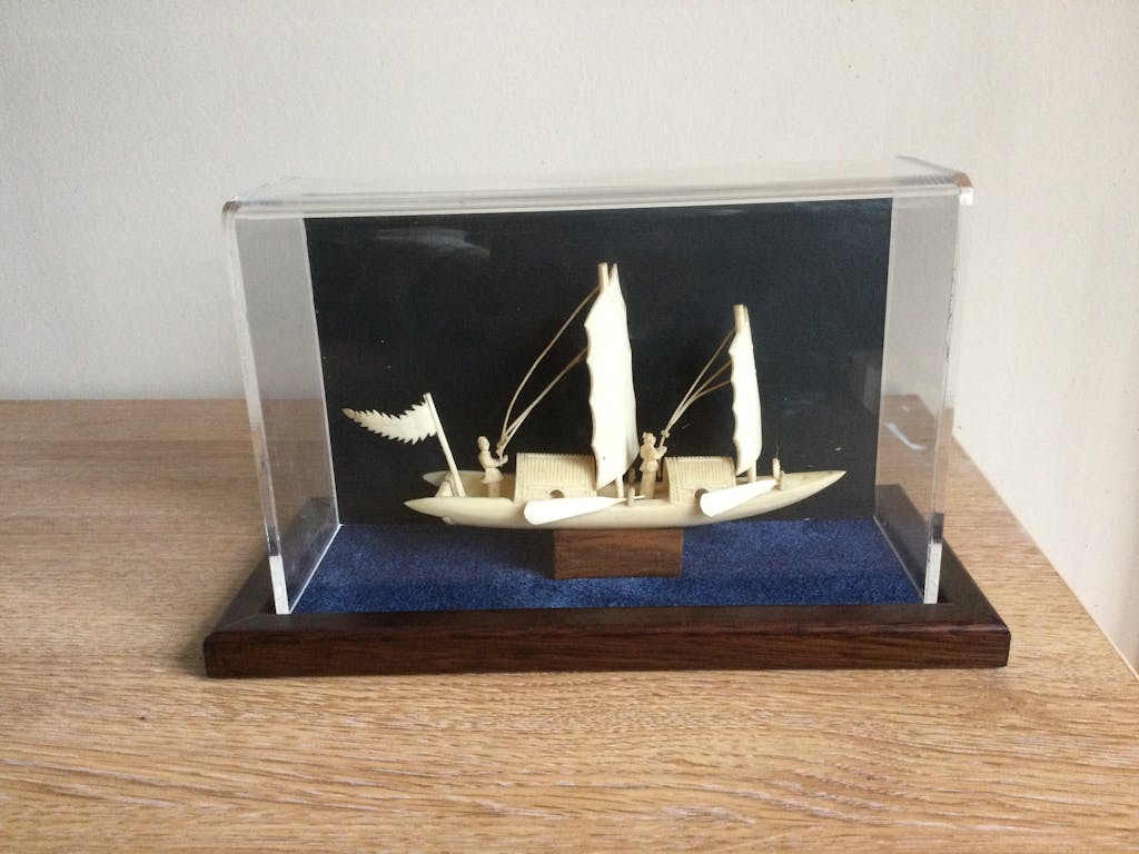 Model Ship Acrylic Display Case, Made to your Sizes- Choice of Base ...