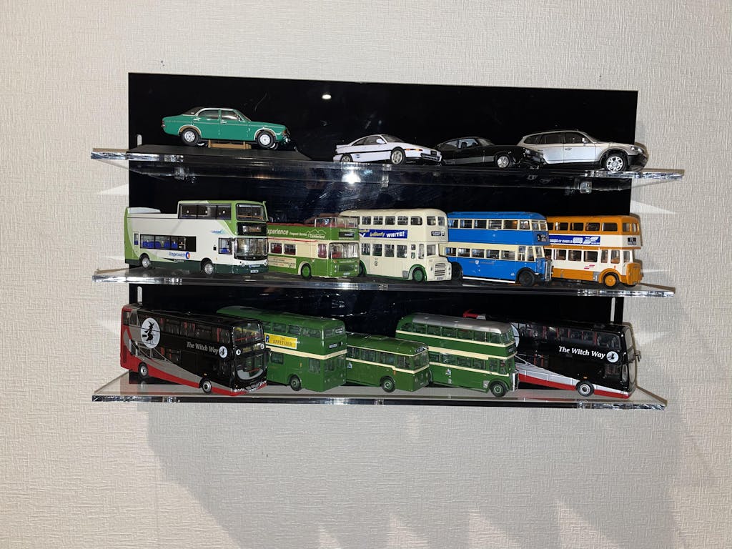 Acrylic Model Wall Display Case for 1:76 Model Buses- 3 Shelves ...