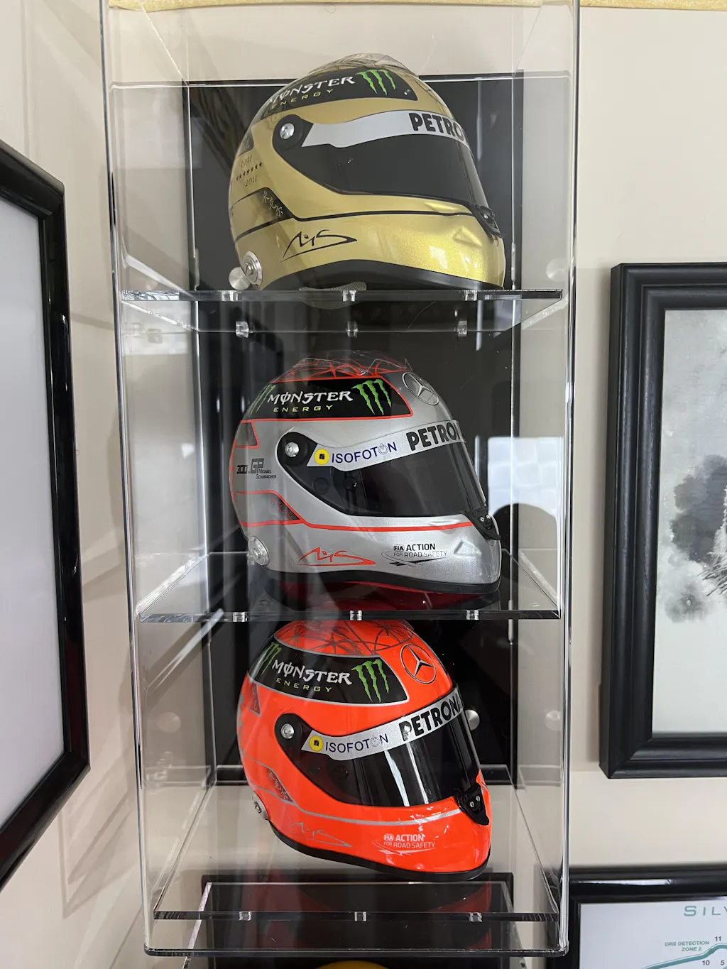 Acrylic Wall Display Case for Six 1:2 Scale Model F1/GP Helmets ...
