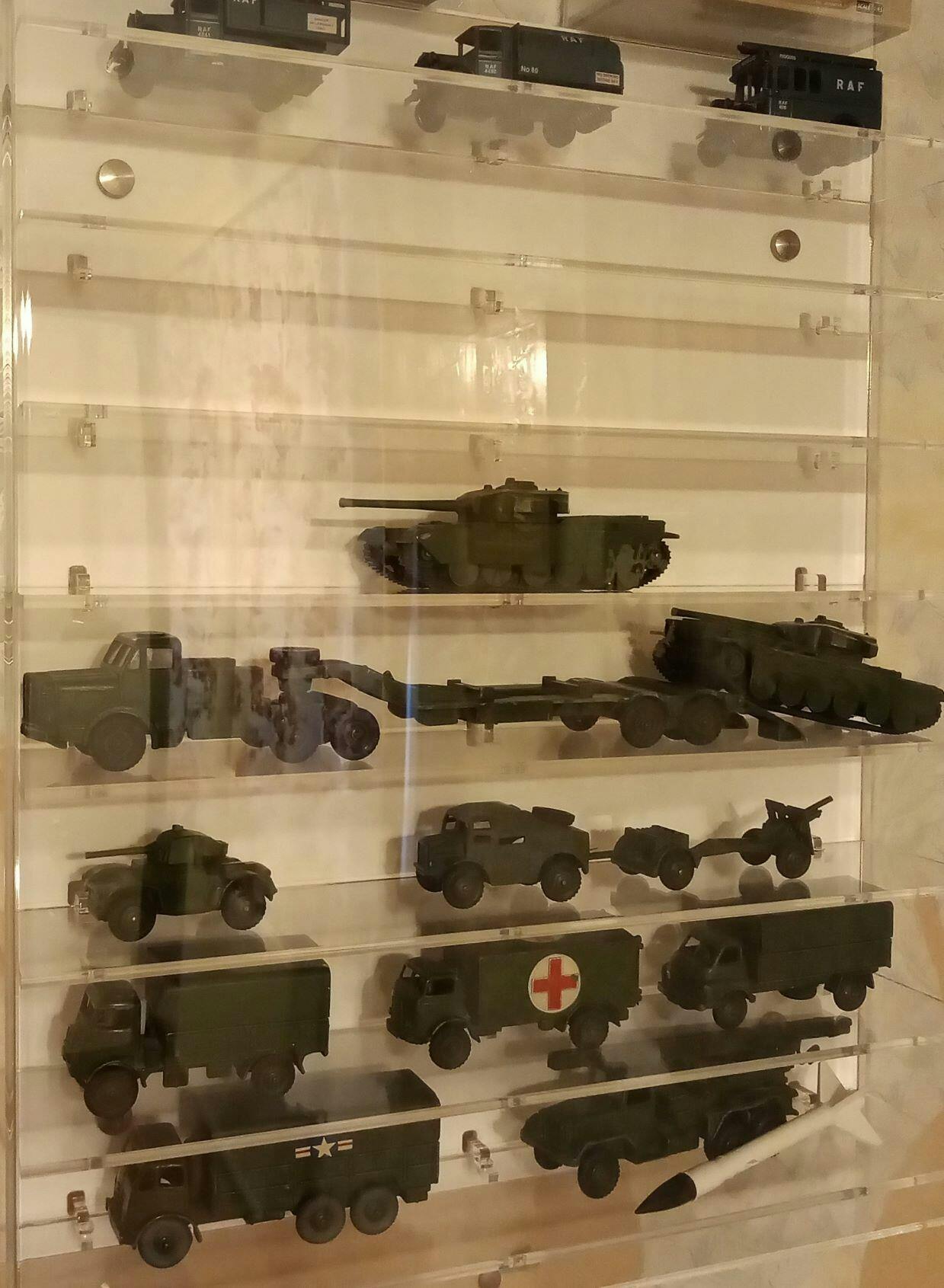 Acrylic Model Wall Display Case for 1:43 Model Cars with 8 Shelves ...