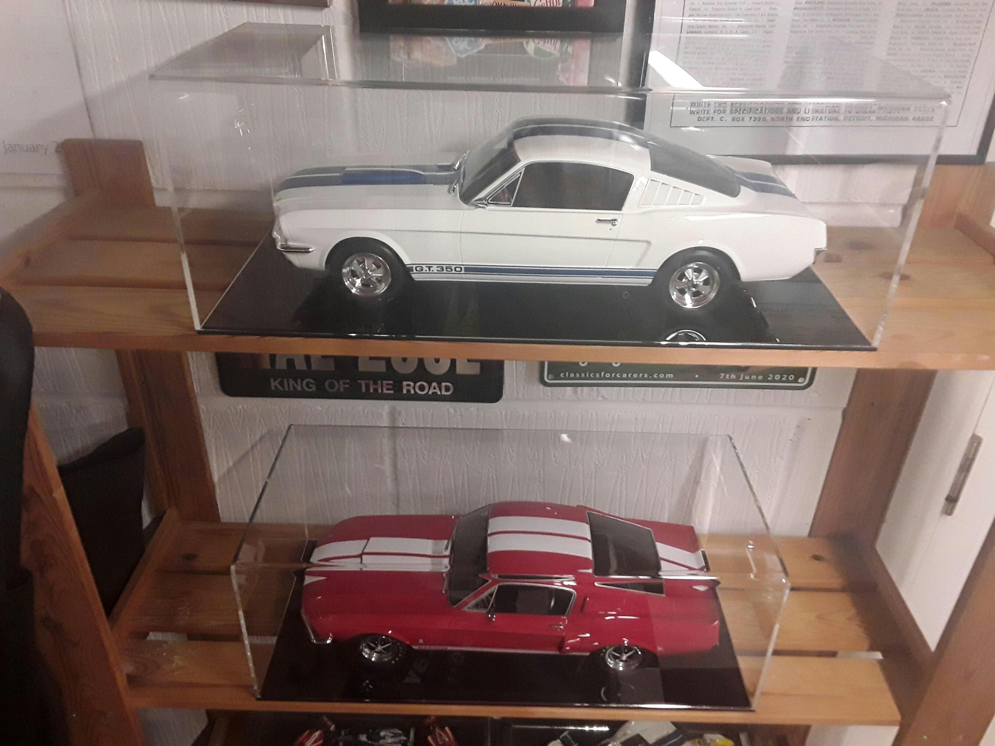Display Case for a 1:12 Scale Model Car with a Flat Base (Choice of ...