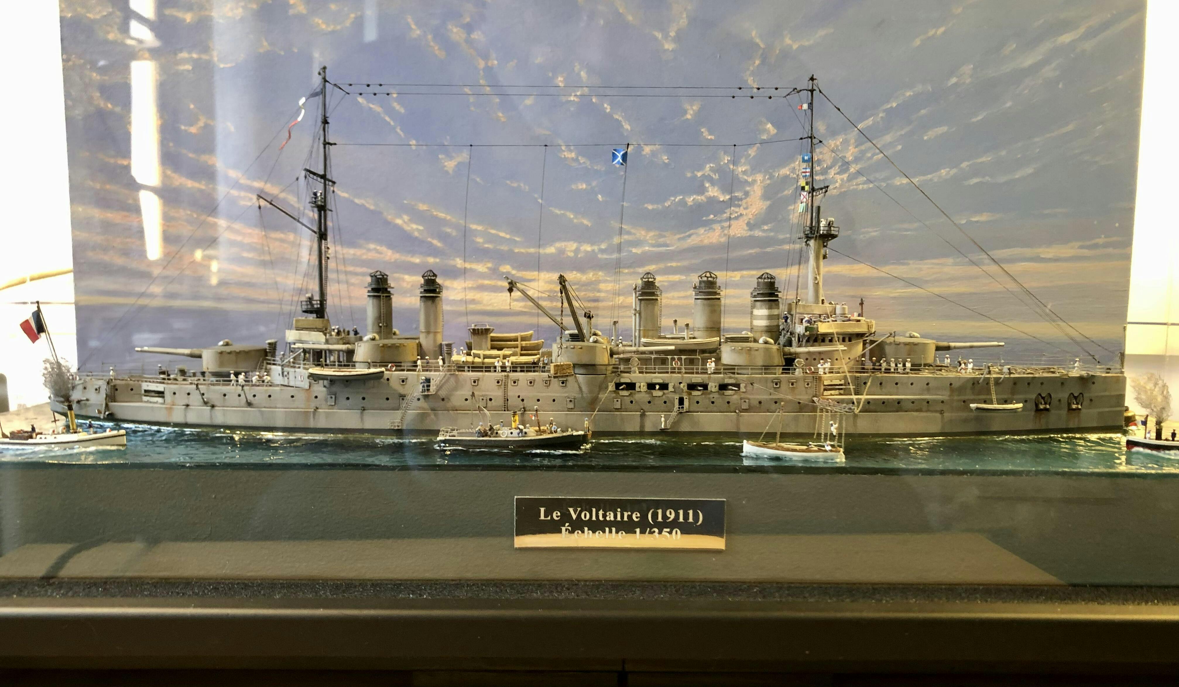 Model Ship Acrylic Display Case, Made to your Sizes- Choice of Base ...