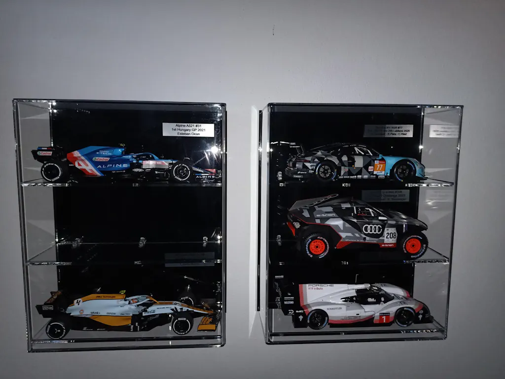 Acrylic Wall Display Case for Three 1:18 Scale Model Cars - Acrylic ...