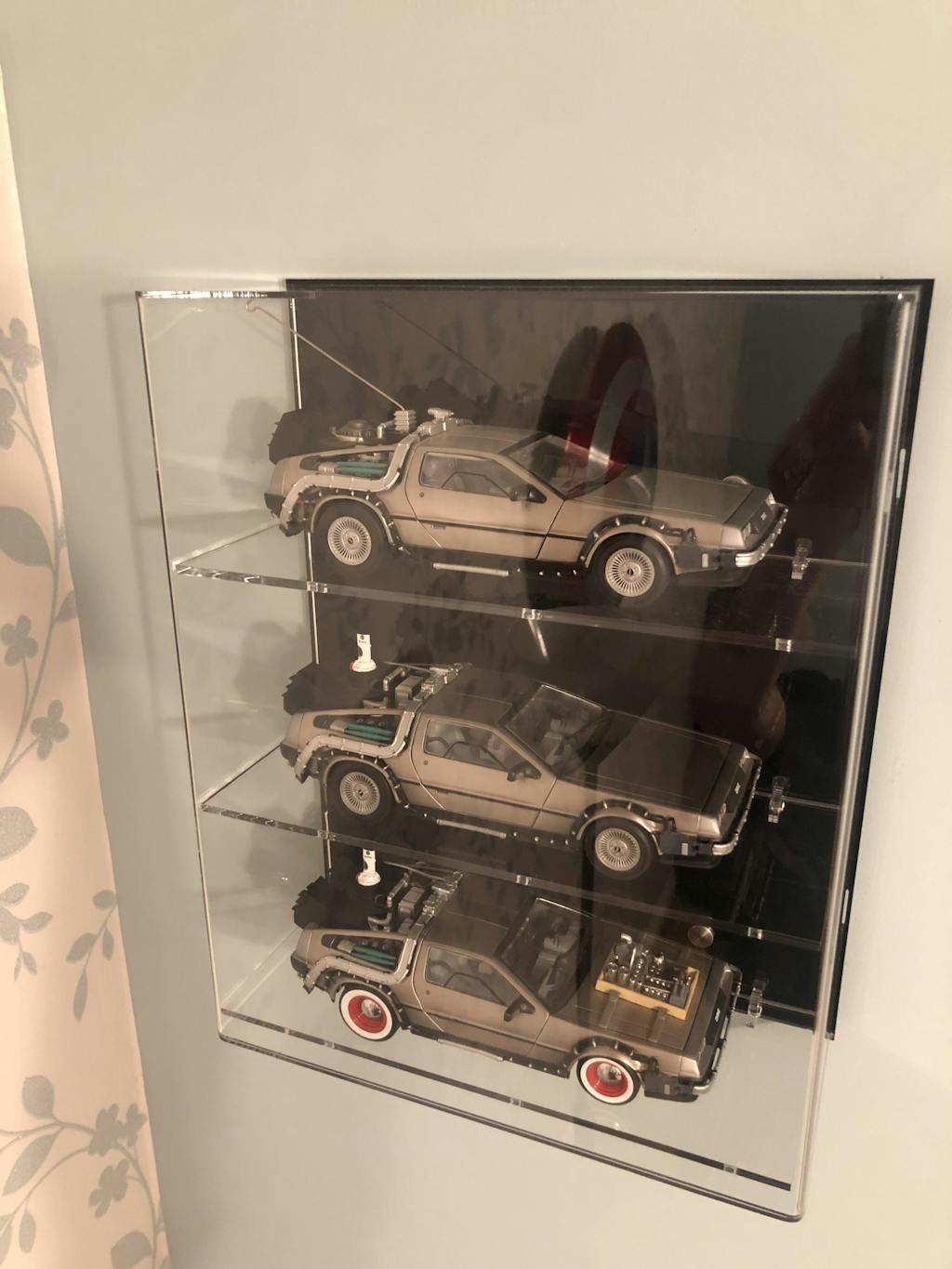 Acrylic Wall Display Case for Three 1:18 Scale Model Cars - Acrylic ...