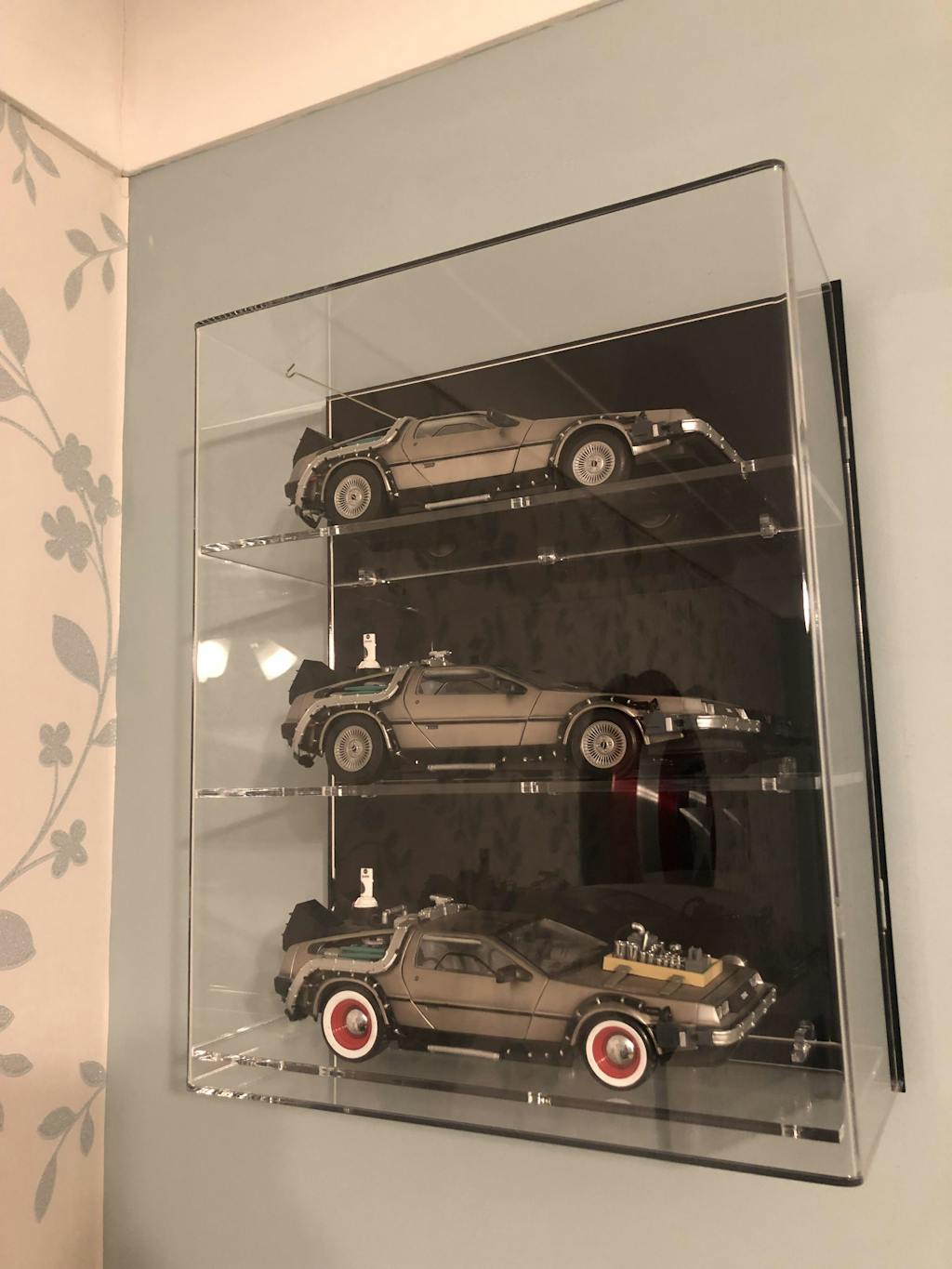 Acrylic Wall Display Case for Three 1:18 Scale Model Cars - Acrylic ...