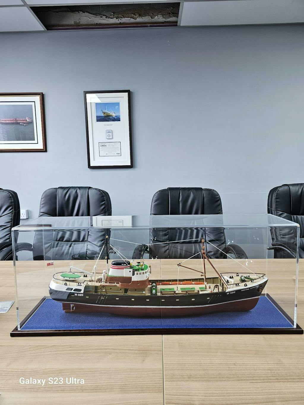 Model Ship Acrylic Display Case, Made to your Sizes- Choice of Base ...
