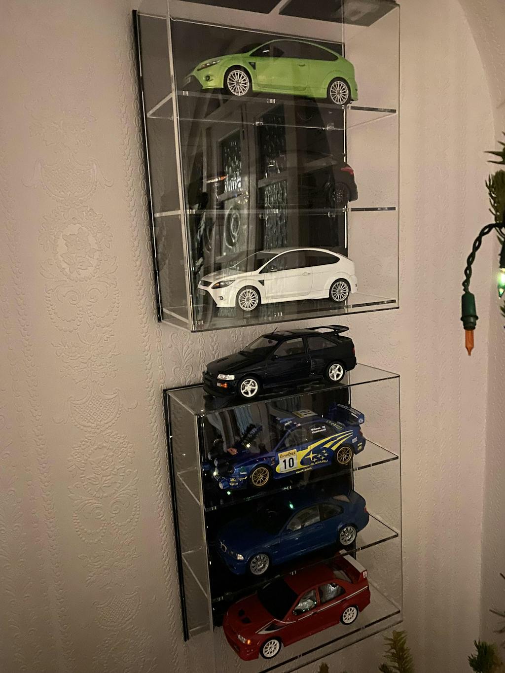 Acrylic Wall Display Case for Three 1:18 Scale Model Cars - Acrylic ...