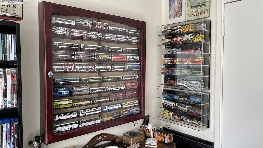 Acrylic Model Wall Display Case for 1:76 Model Buses - 6 Shelves ...