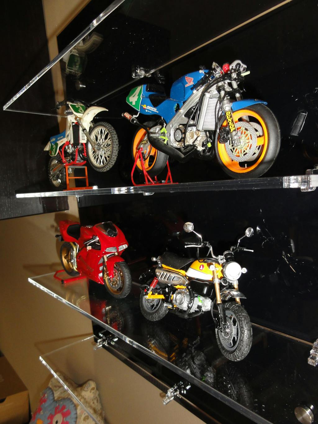 1:12 Scale Model Motorbikes Wall Display Case with UV Protection ...