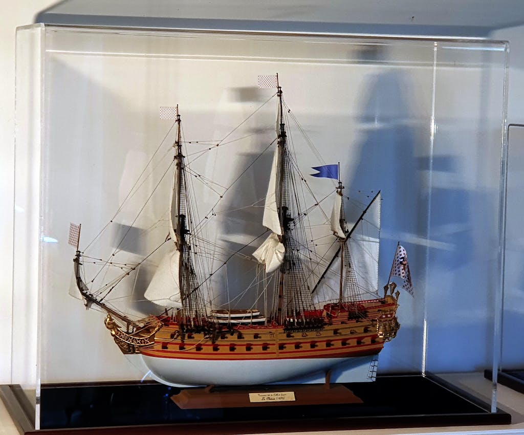 Custom Sized Acrylic Display Case with a Wooden Base - Acrylic Display ...