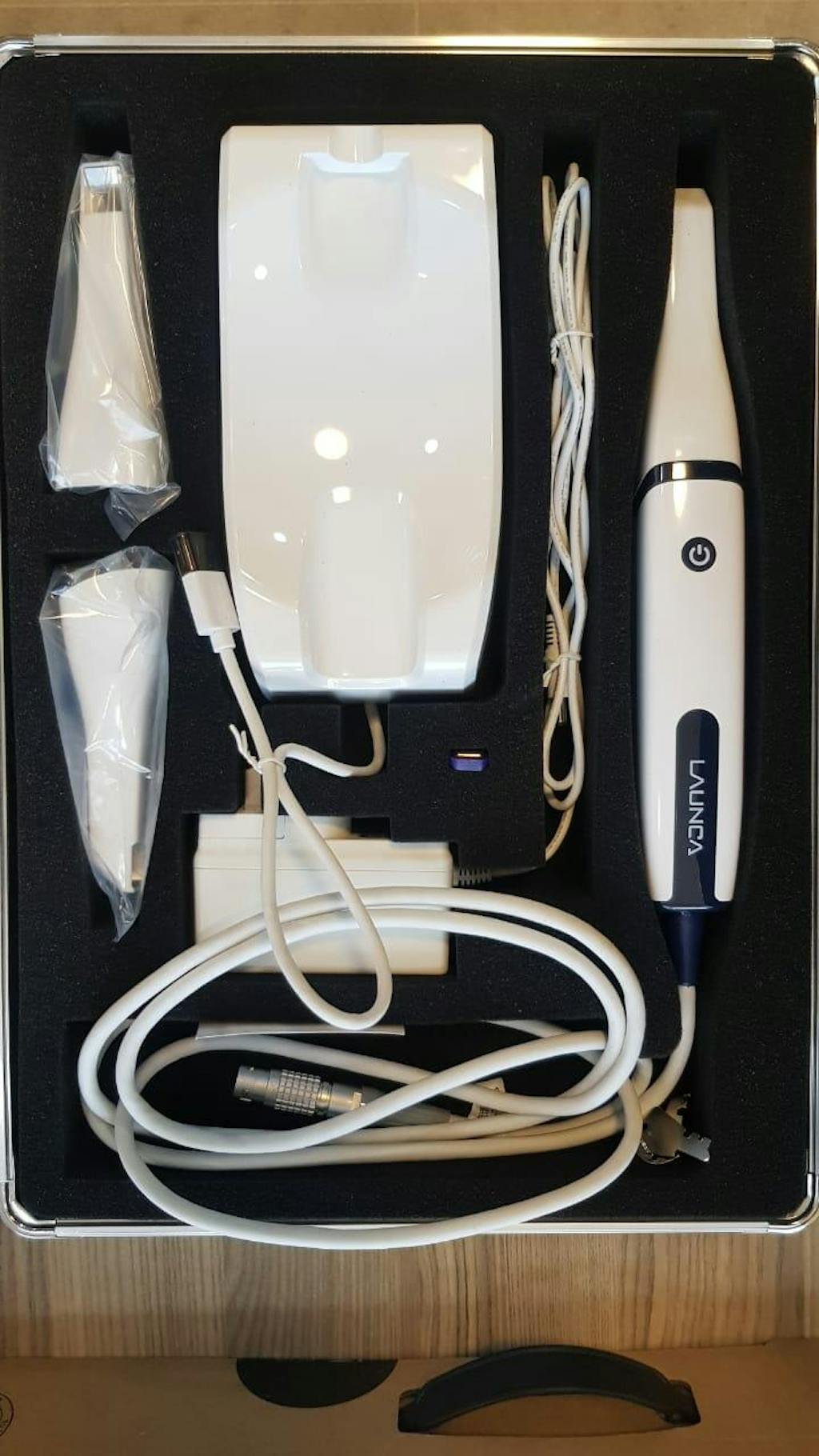 Launca DL-206P Intraoral scanner – ADAE Dental Online Store