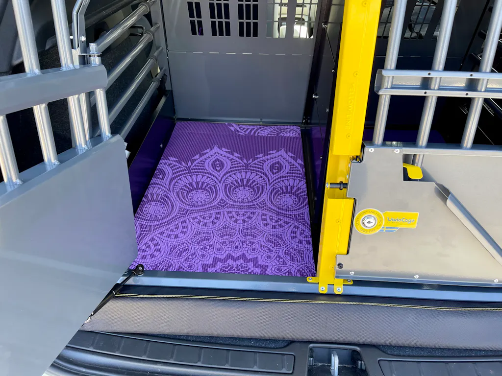 Variocage Double Crate - Crash Tested Dog Cage for SUVs – AdeoPets