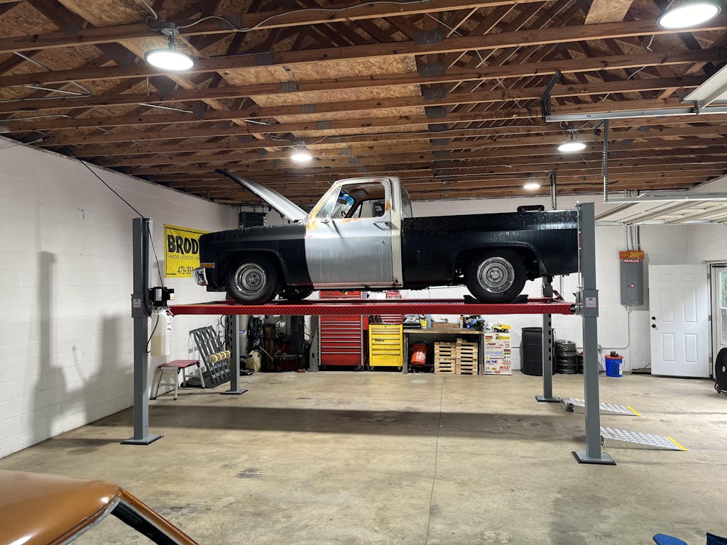 Magnetic LED Lighting |4 Post Lift Light Strip System – Advantage Lifts