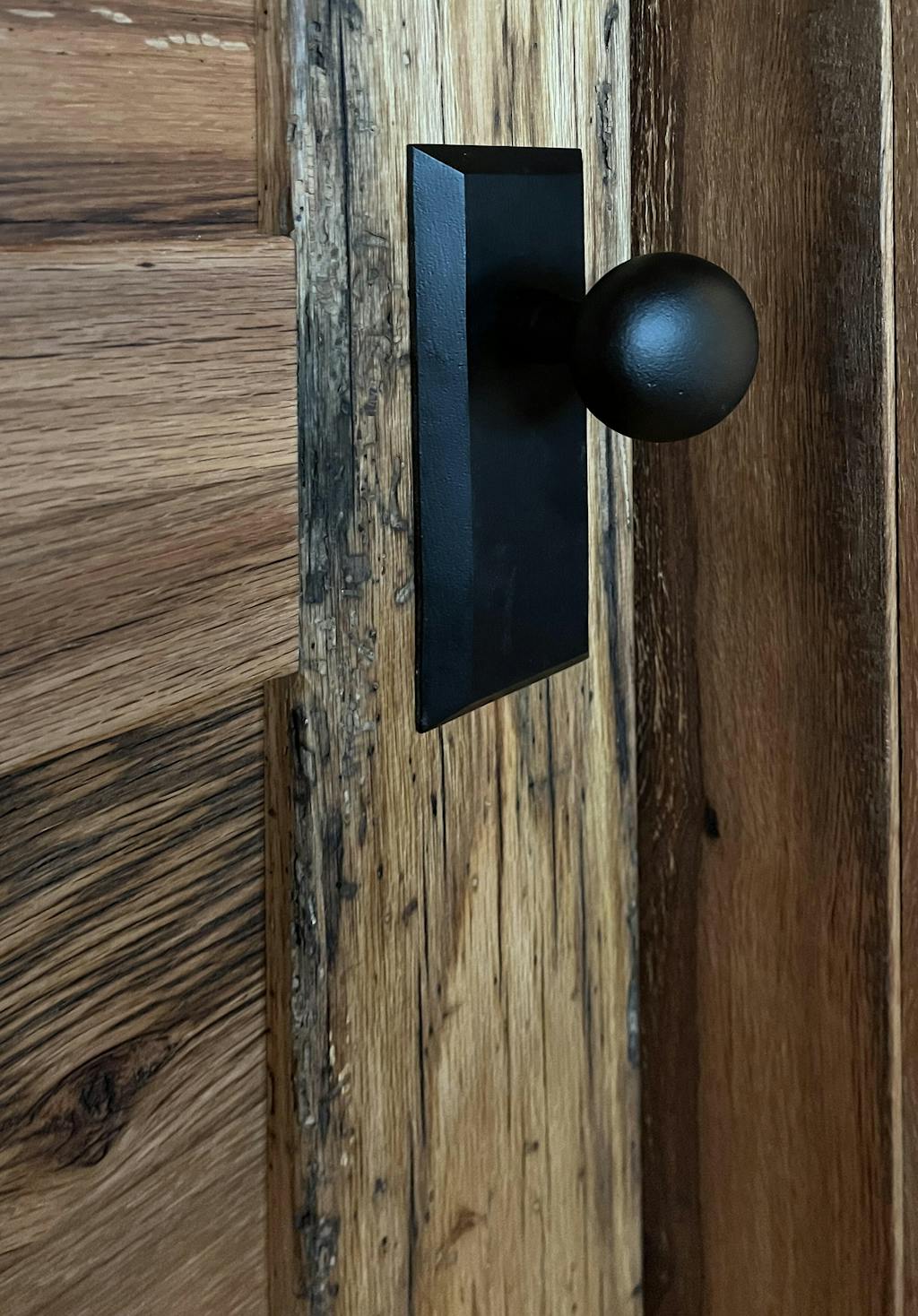 Keep Long Plate with Keep Knob - Ageless Iron Hardware