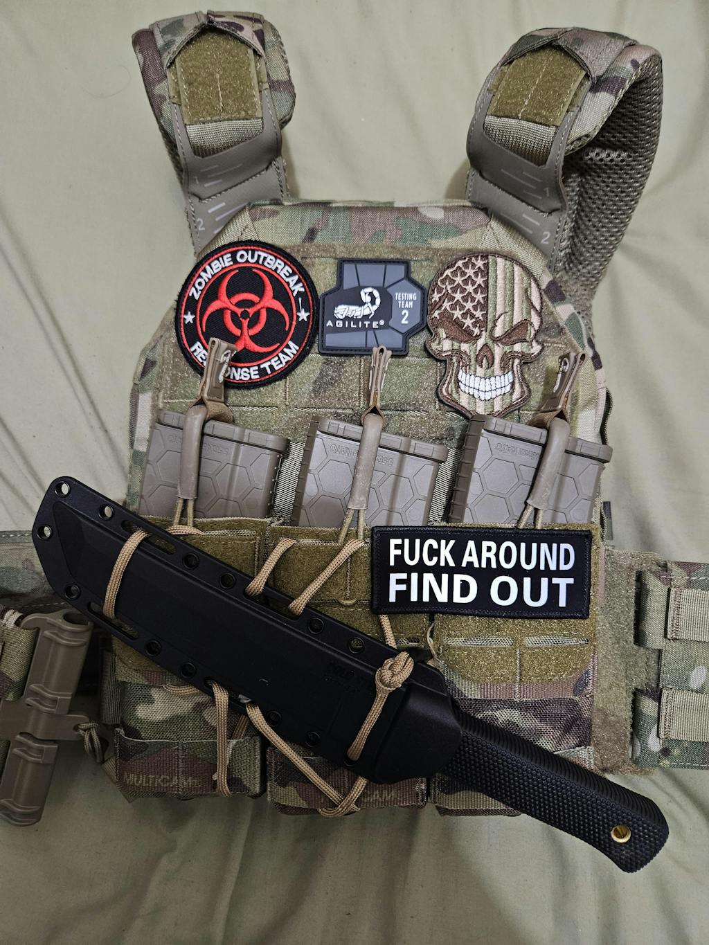 Hook Backed Triple Mag Placard for 5.56 magazines | AG3™ - Agilite