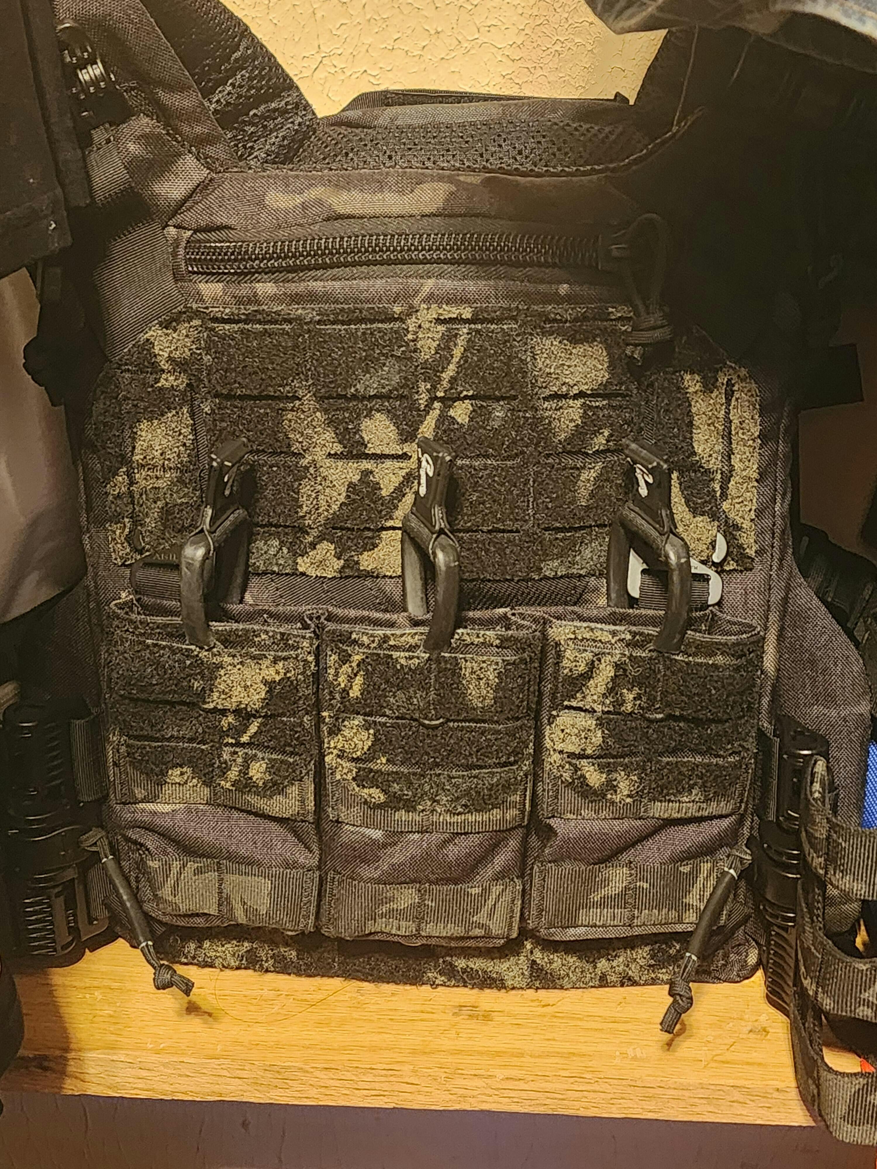 Hook Backed Triple Mag Placard for 5.56 magazines | AG3™ - Agilite