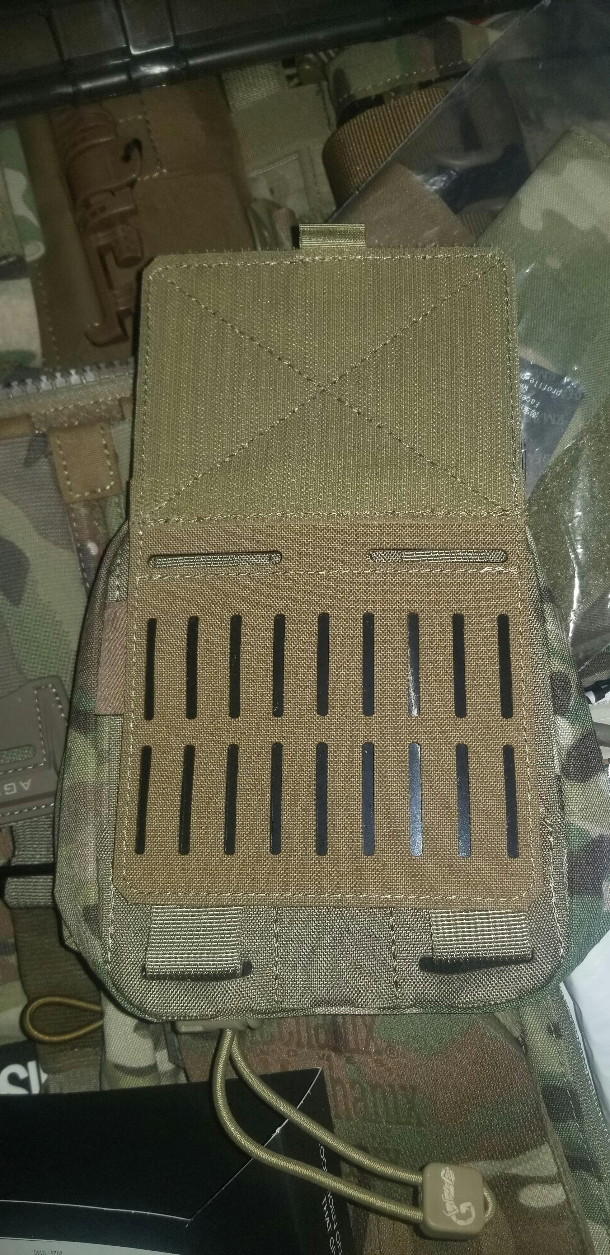 MOLLE Hanger