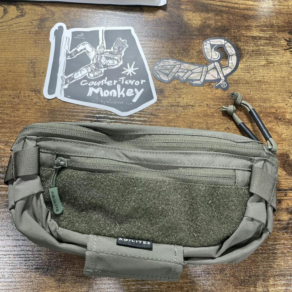 Hanger Pouch for a Plate Carrier - Six Pack™