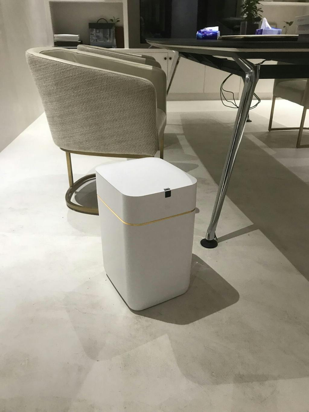 Self sealing smart trash can | Motion sensor trash can – AirdeerTech