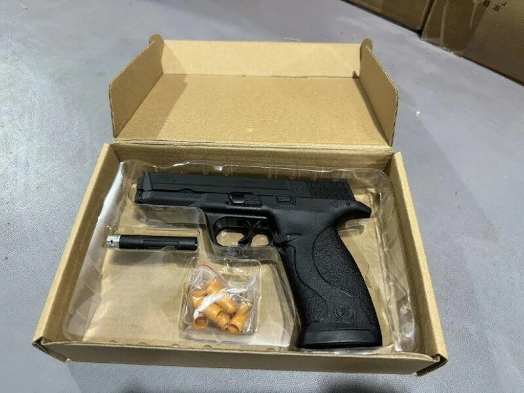MP40 Automatic Shell Ejection Laser Gun - Toy Gun – AKAG TOY