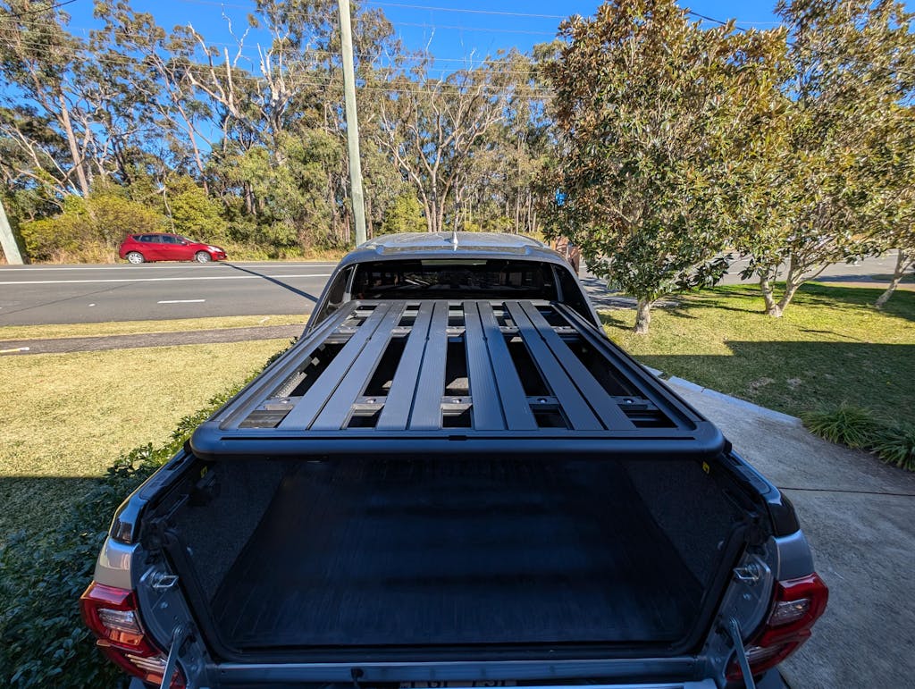 Toyota Hilux Rogue Tub Rack Platform – Akuma 4x4