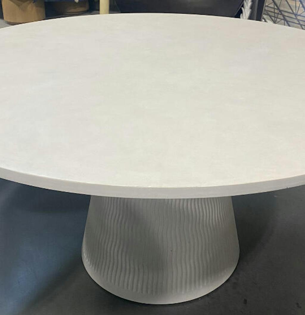 LUCCA DINING TABLE