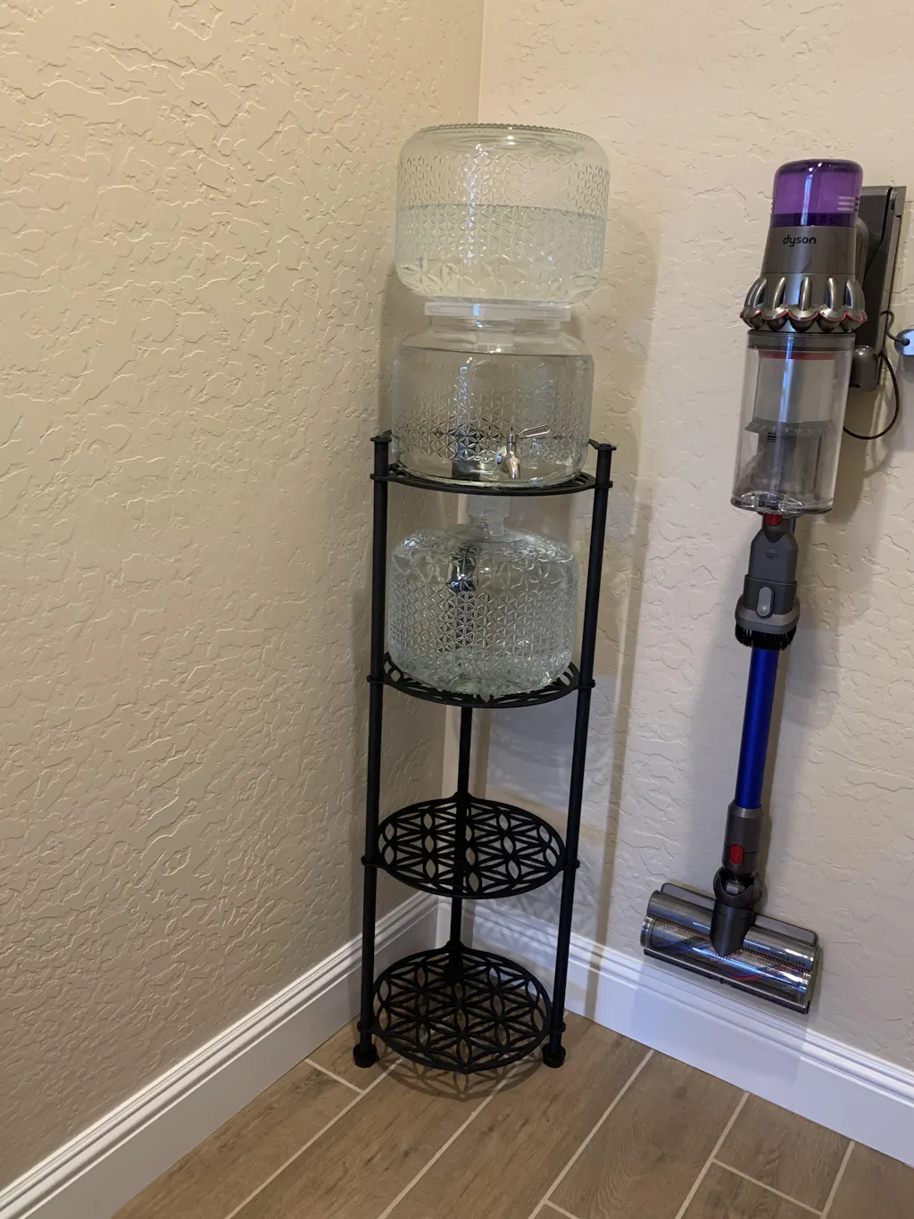 Steel Shelf – Alive Water