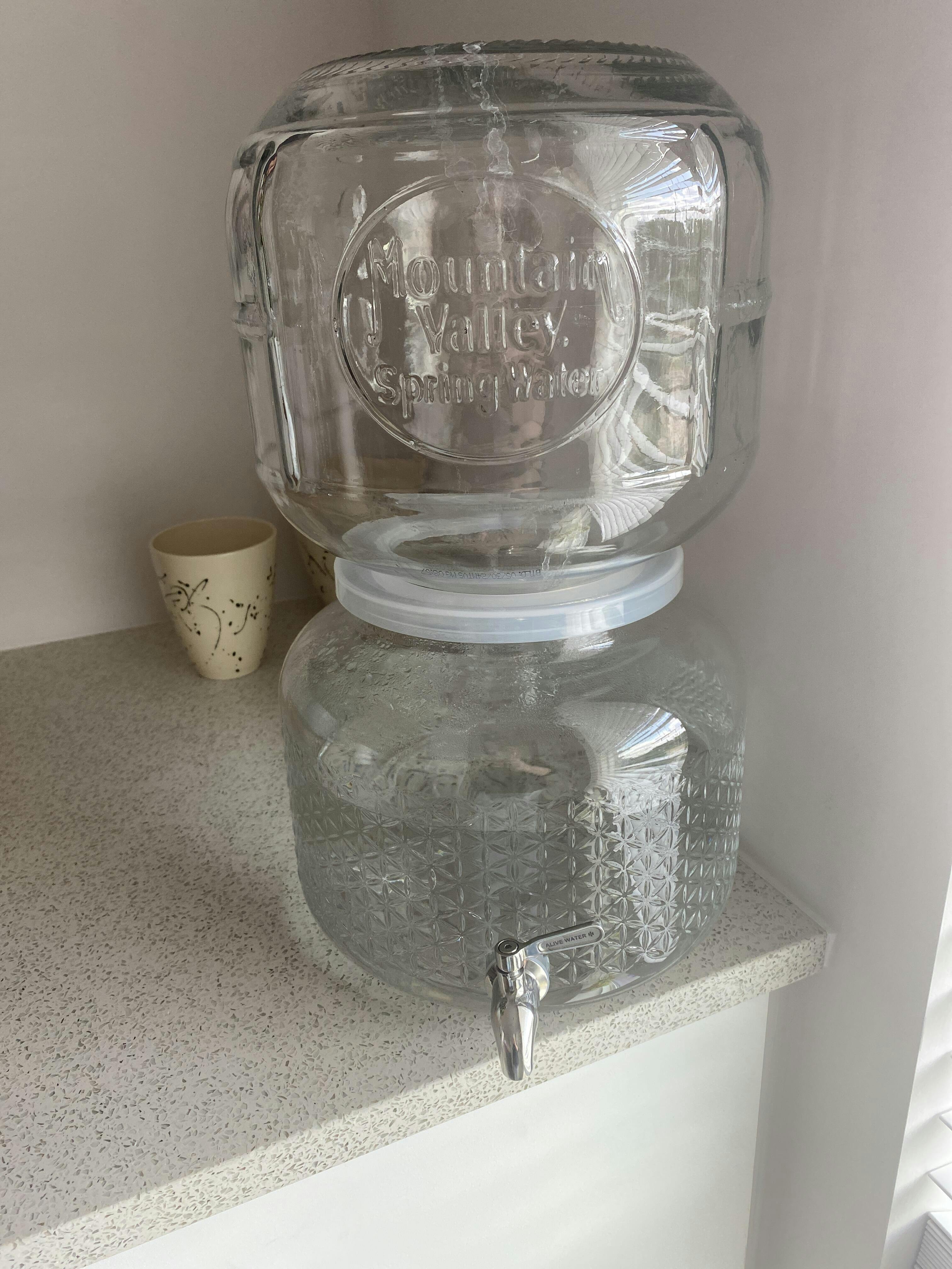 2.5 Gallon Dispenser – Alive Water