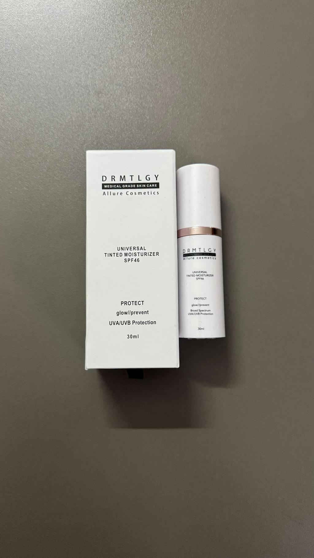 Universal Tinted Moisturizer SPF 46 – allurescosmetics