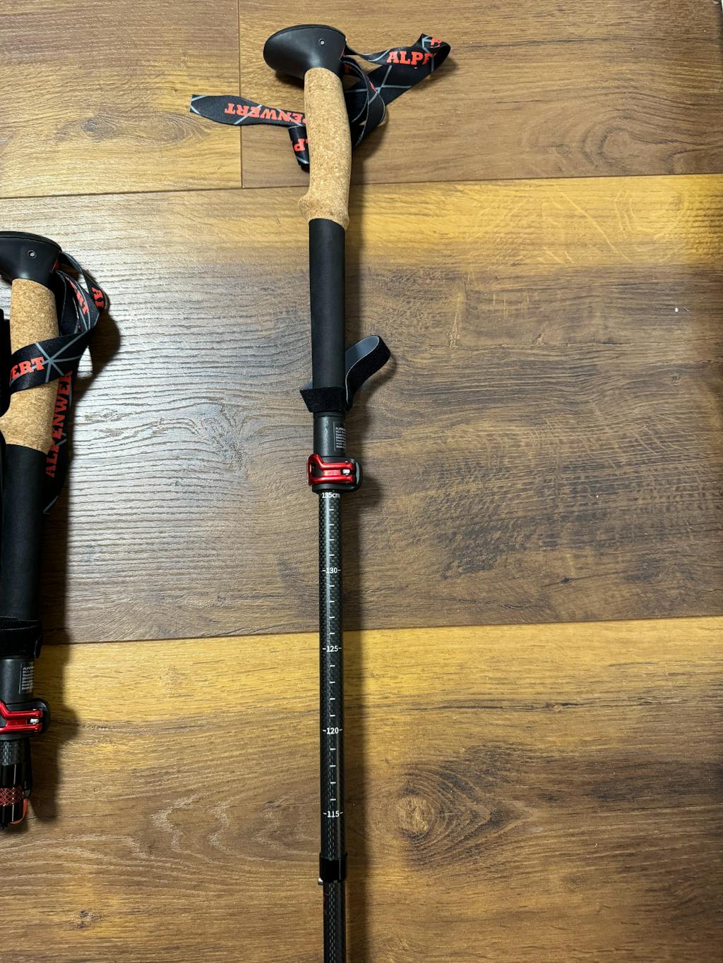 Wanderstöcke faltbar & höhenverstellbar | Leicht & Stabil – Alpenwert – ALPENWERT