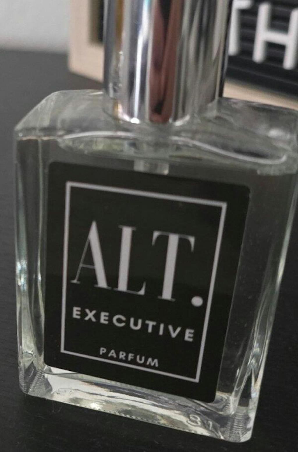 Executive Parfum | Inspired by Creed Aventus – ALT. Fragrances