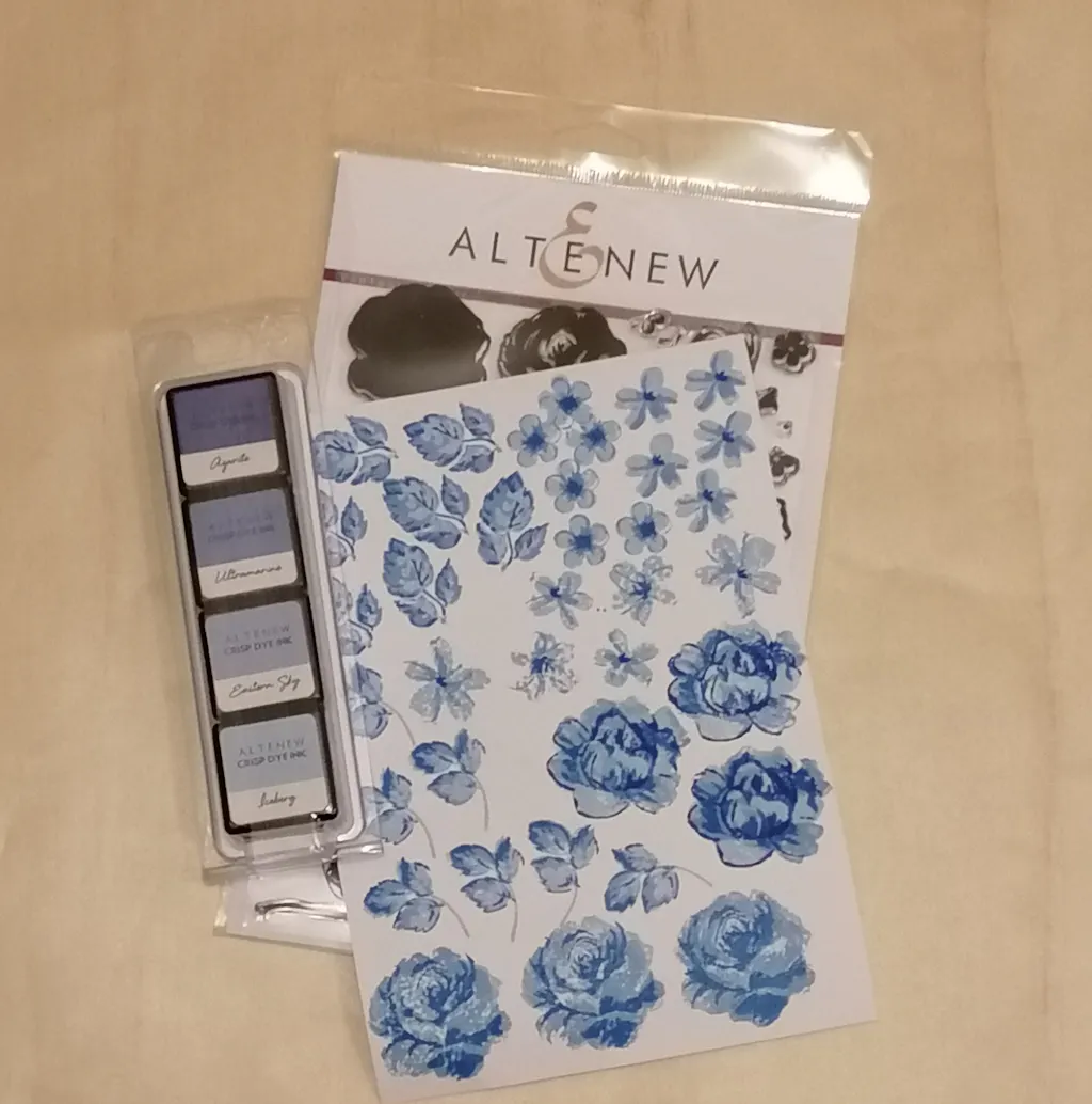 Vintage Flowers Stamp Set | Altenew