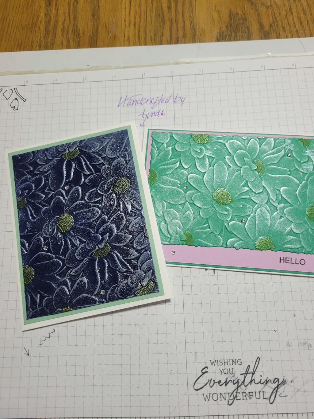 Daisy Bed 3D Embossing Folder - Daisy Floral Background | Altenew