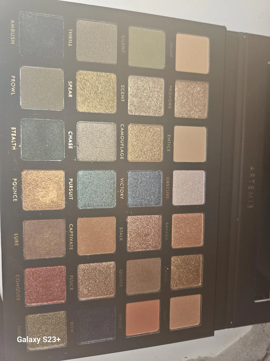 Artemis 28 Color Eyeshadow Collection