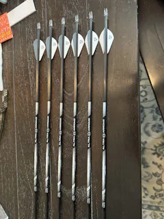 166 Arrows – Altra Arrows