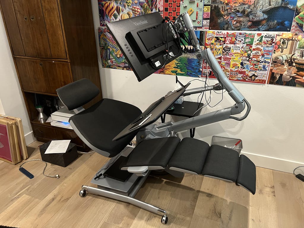 Altwork Signature Station