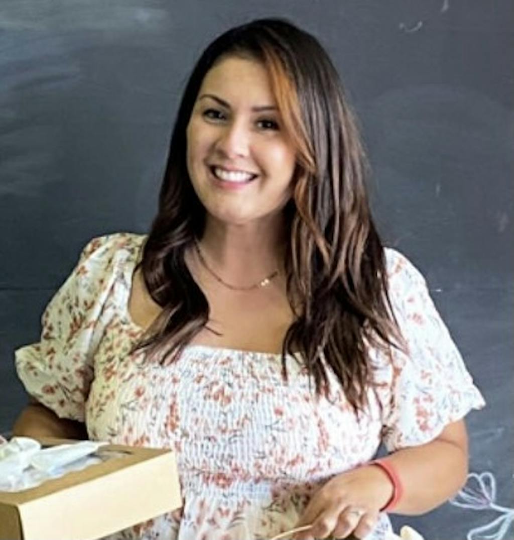 Gold Disc Choker – Amanda Deer Jewelry