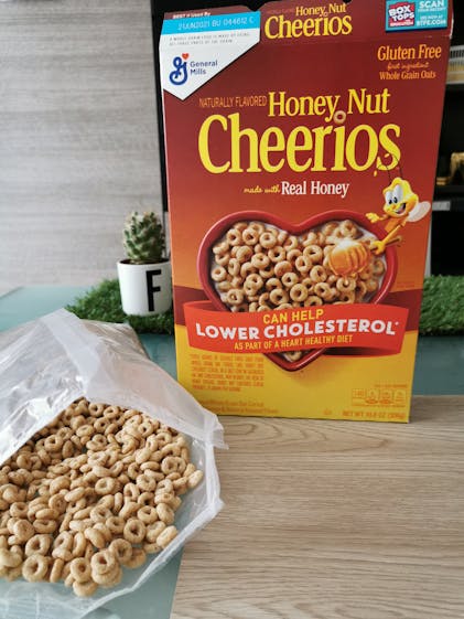 Cheerios De Miel Y Nueces Con Abeja