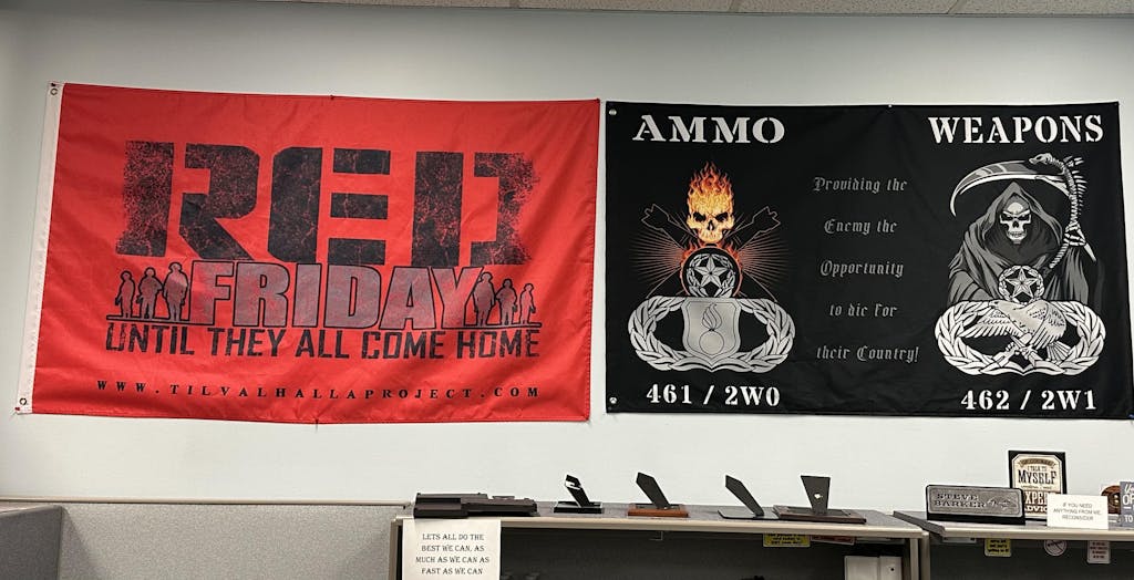 USAF Weapons AMMO Combined One-Sided Wall Flag – AMMO Pisspot IYAAYAS Gear